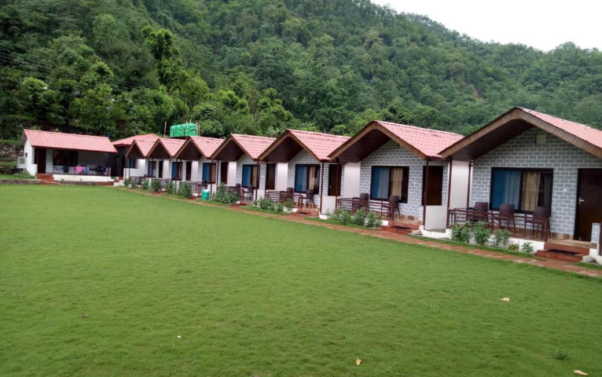 Top 10 resorts in Rishikesh